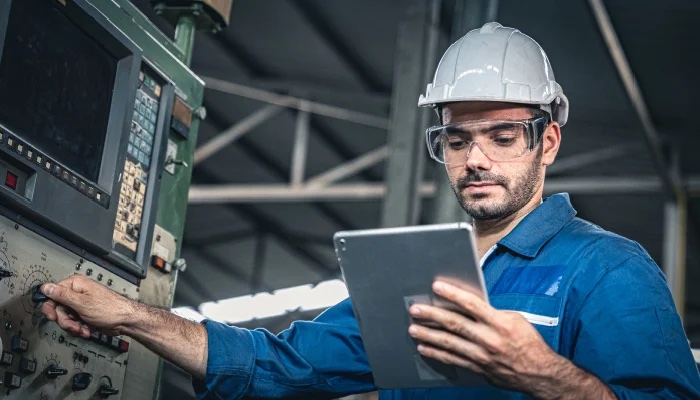 Maximise Production and Minimise Break Down | Mechtrace - Technician on ...